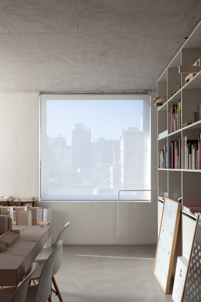 Edificio de oficinas – Revista PLOT